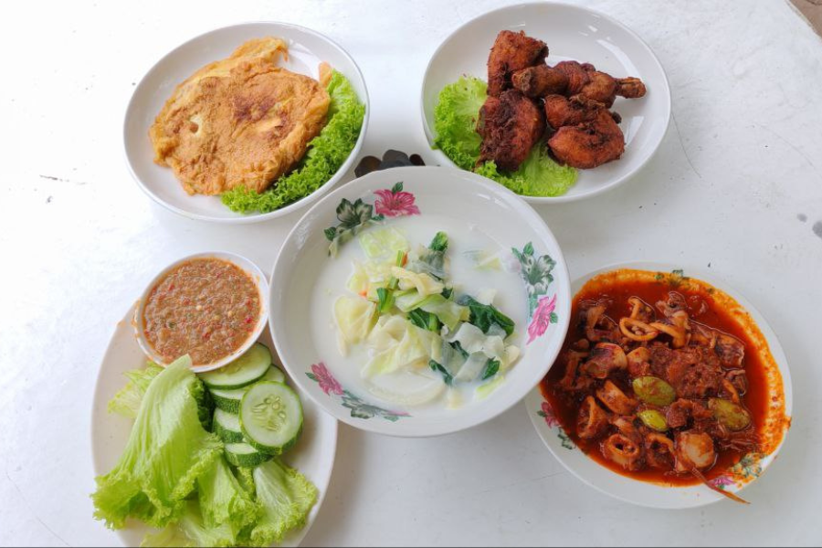 [V] Warong Lubok Talam 'port' tersembunyi pencinta lauk kampung dan ...